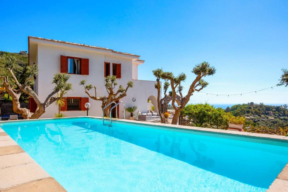 Villa ∙ 4 Camere Da Letto ∙ 8 Ospiti - Massa Lubrense