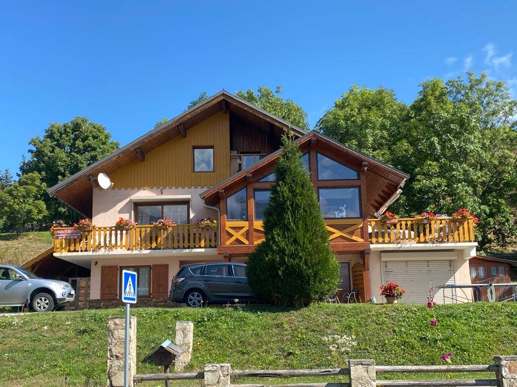 99 M² Gîte ∙ 4 Chambres ∙ 10 Personnes - Valloire