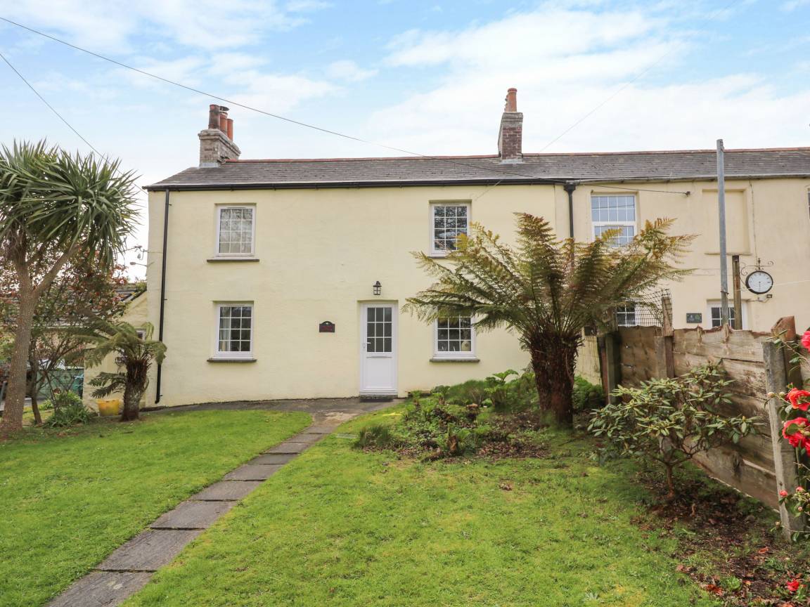 Cottage ∙ 3 Bedrooms ∙ 6 Guests - St Austell