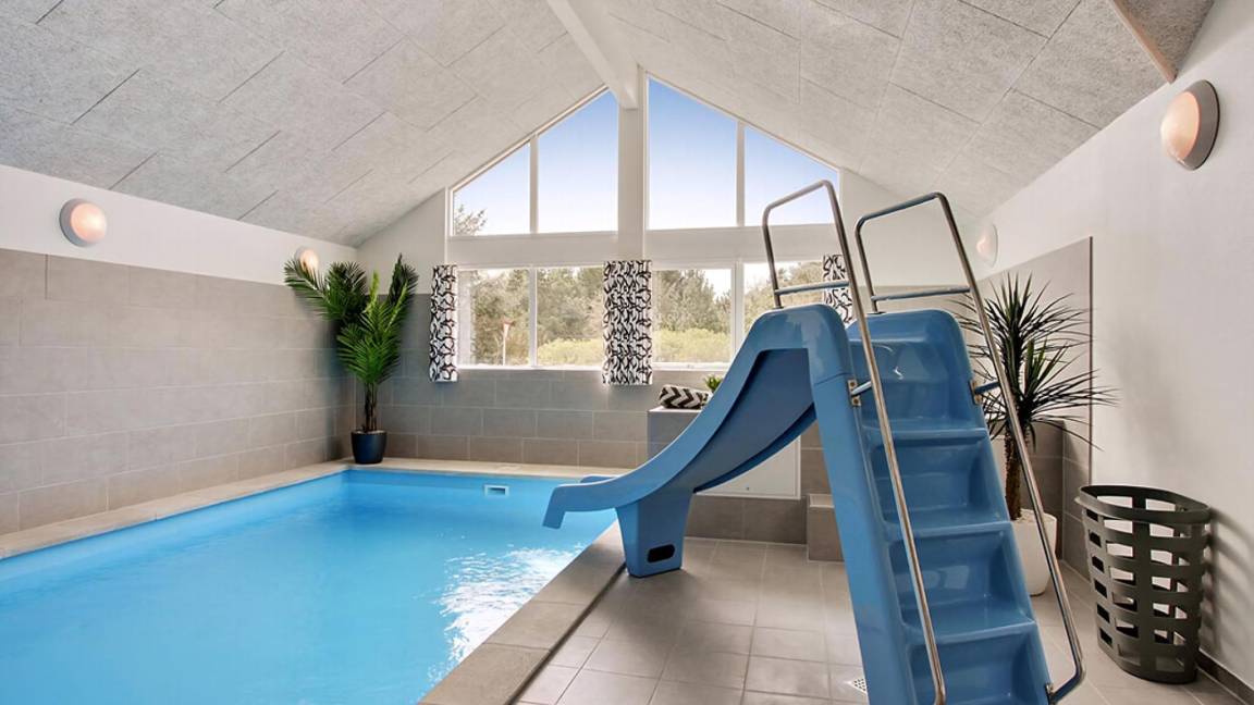 253 M² Ferienhaus ∙ 7 Schlafzimmer ∙ 18 Gäste - Blåvand