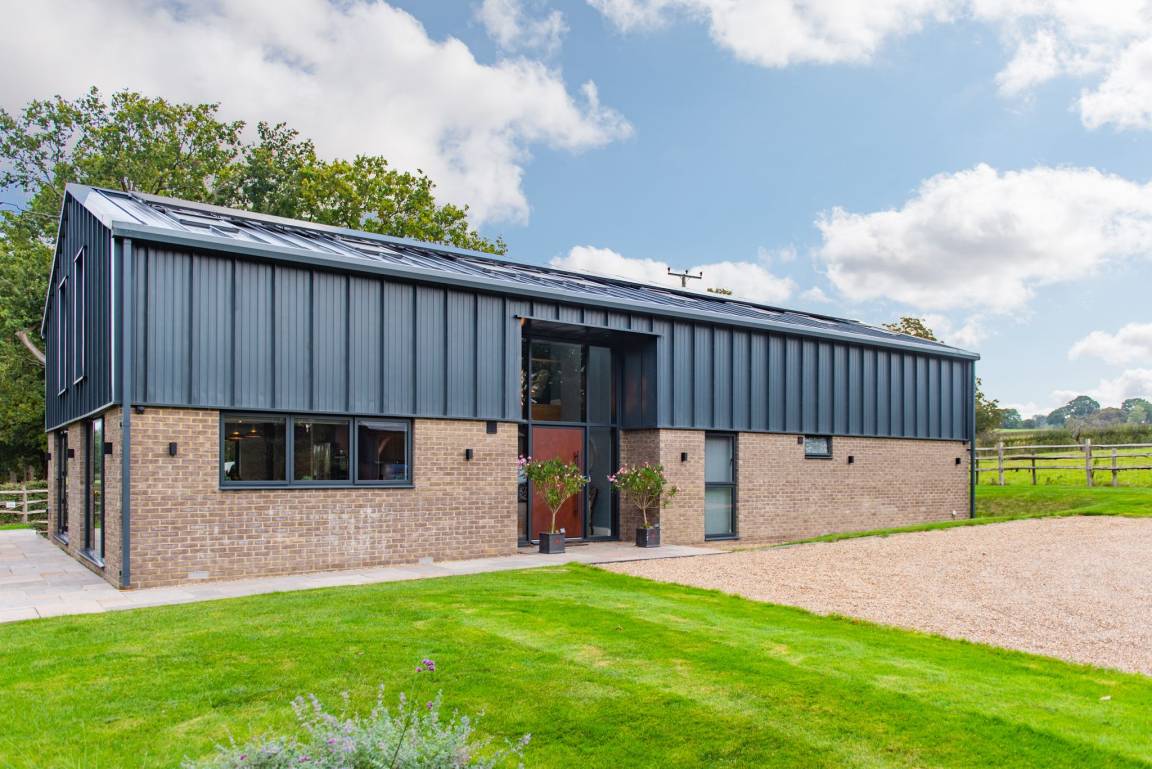 Cottage ∙ 5 Bedrooms ∙ 11 Guests - Kent