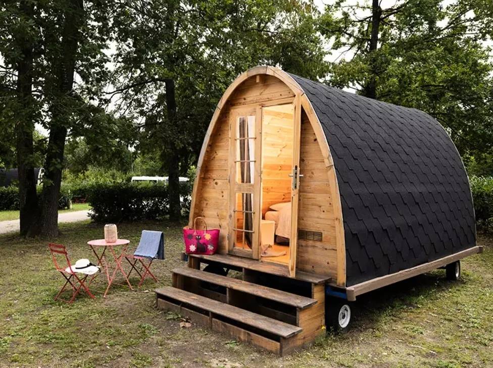 Asuntovaunu ∙ 1 Makuuhuone ∙ 3 Vierasta - Nemours