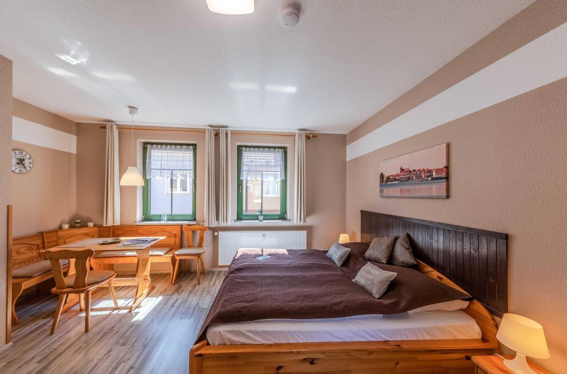 30 M² Ferienwohnung ∙ 1 Schlafzimmer ∙ 2 Gäste - Waren (Müritz)