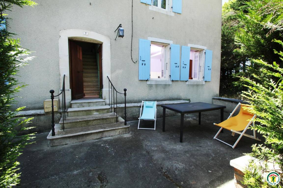 100 M² Gîte ∙ 3 Chambres ∙ 6 Personnes - Montélimar