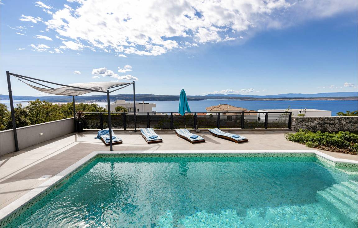156 M² Huis ∙ 4 Slaapkamers ∙ 8 Gasten - Crikvenica
