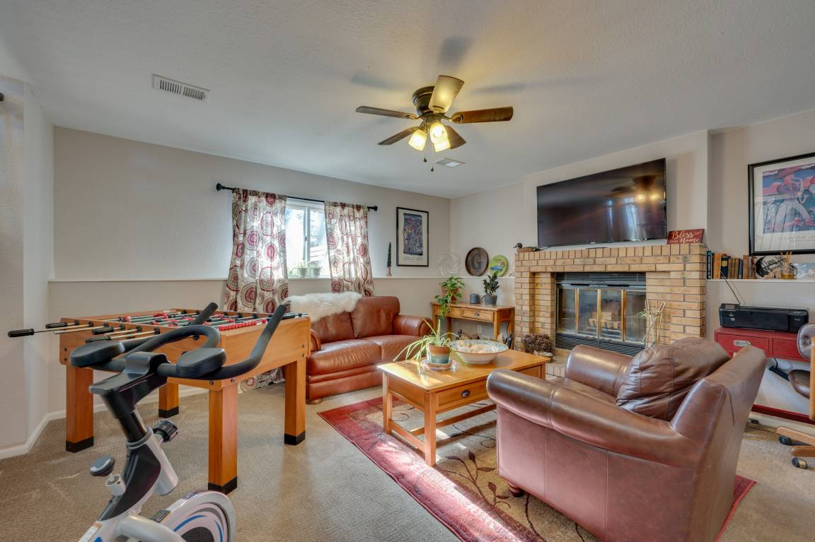 141 M² House ∙ 3 Bedrooms ∙ 6 Guests - Loveland, CO