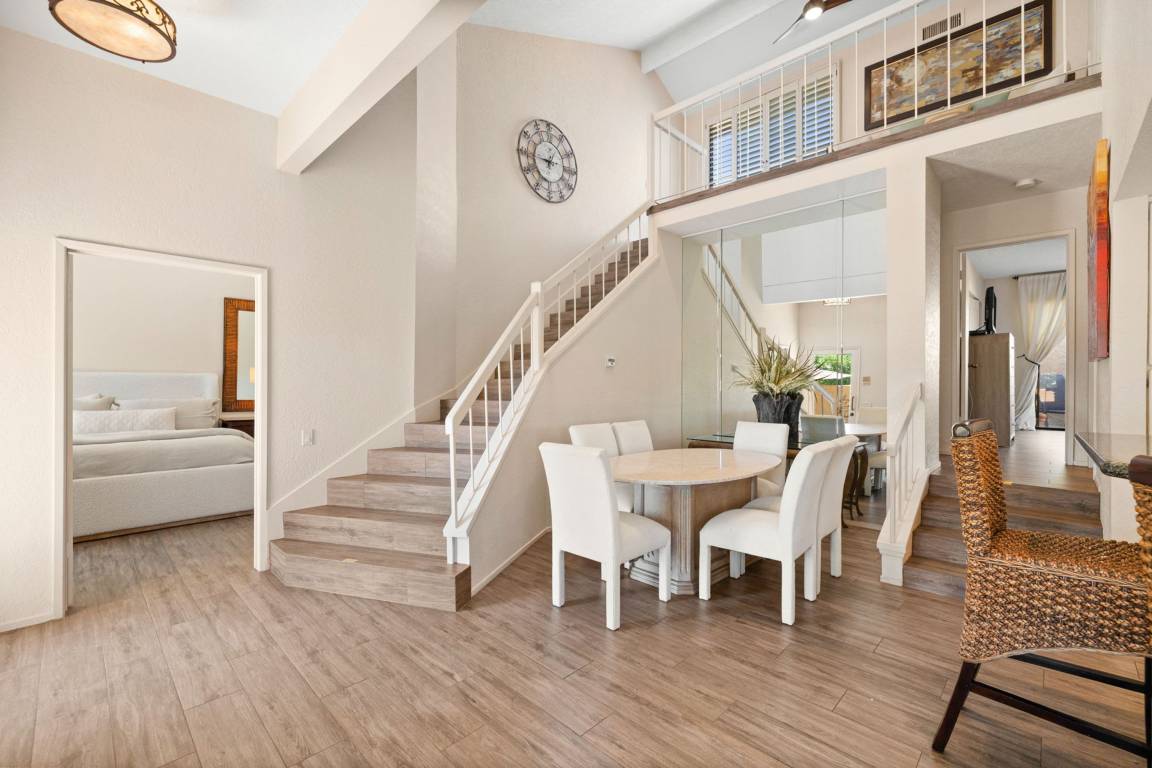 Apartment ∙ 2 Bedrooms ∙ 5 Guests - Palm Desert, CA