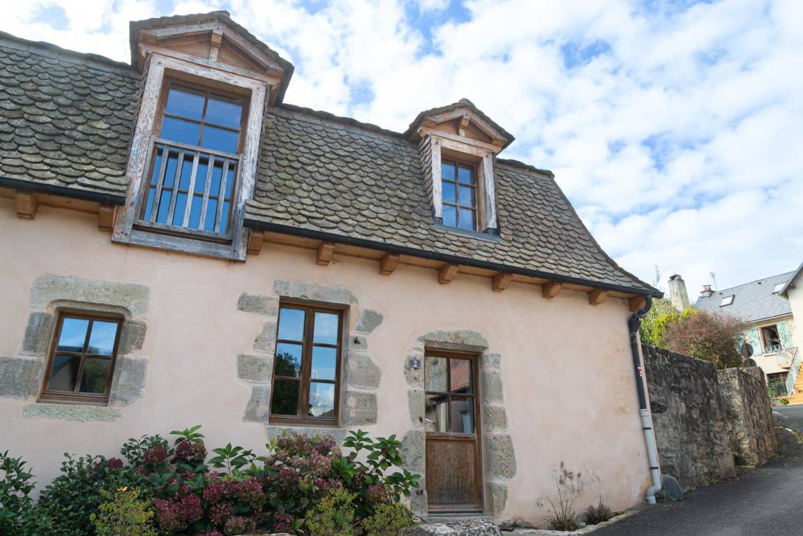 150 M² Gîte ∙ 3 Chambres ∙ 6 Personnes - Sainte-Énimie