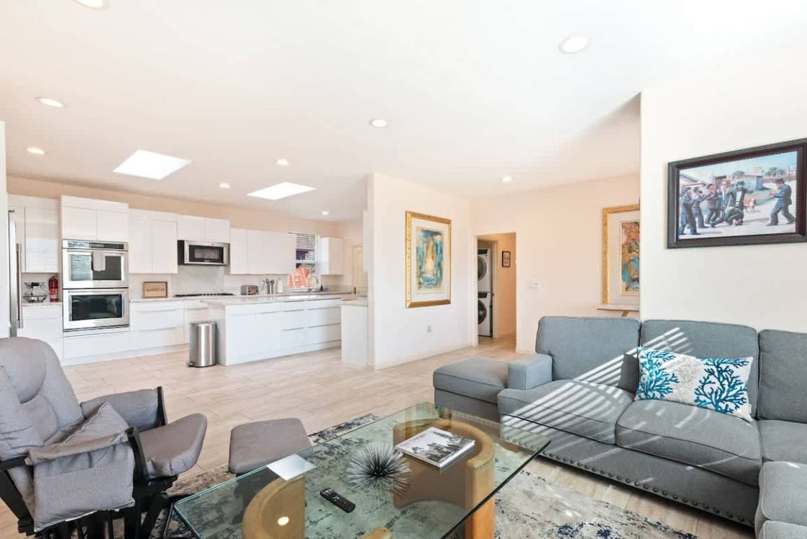 House ∙ 5 Bedrooms ∙ 10 Guests - Rancho Bernardo - San Diego