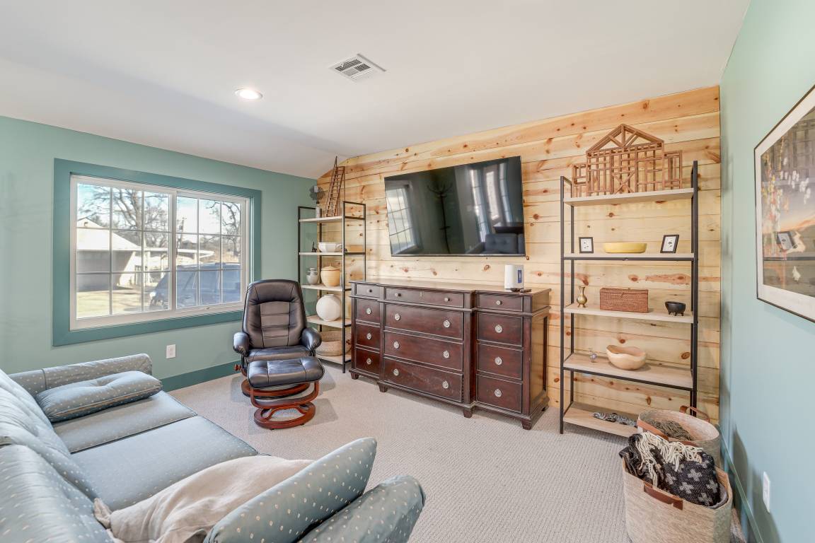 106 M² House ∙ 2 Bedrooms ∙ 4 Guests - Tulsa, OK