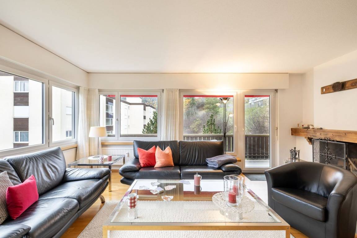 100 M² Ferienwohnung ∙ 2 Schlafzimmer ∙ 4 Gäste - Ardez