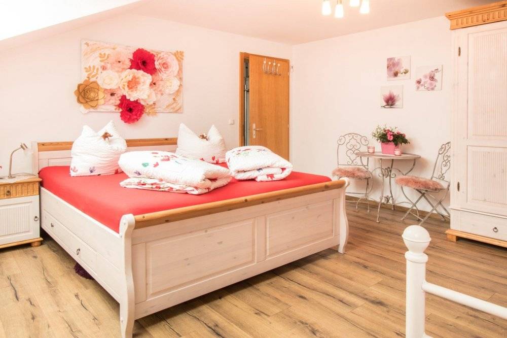 75 M² Apartment ∙ 2 Bedrooms ∙ 4 Guests - Chiemsee