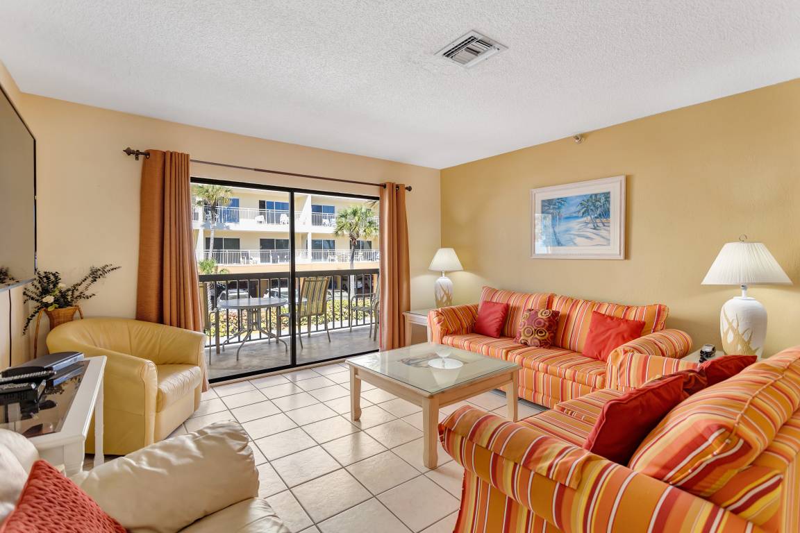 Condo ∙ 1 Bedroom ∙ 4 Guests - Madeira Beach, FL