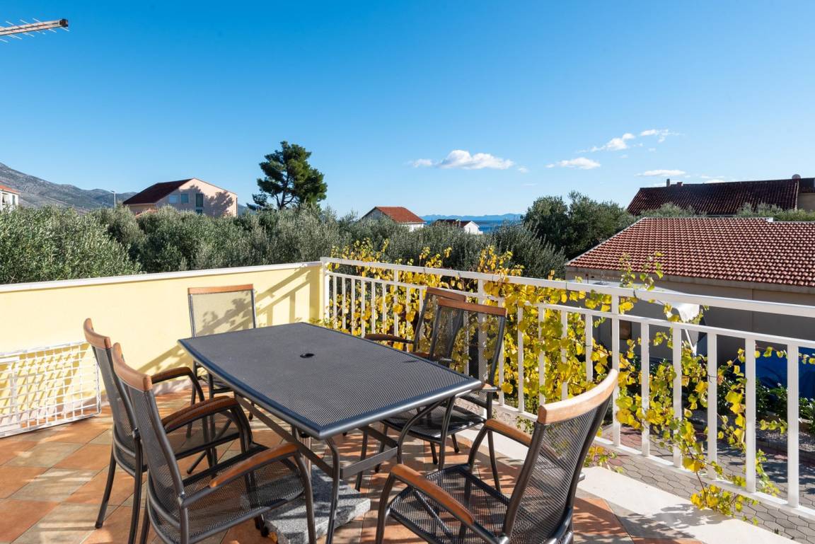 60 M² Apartment ∙ 2 Bedrooms ∙ 5 Guests - Korčula