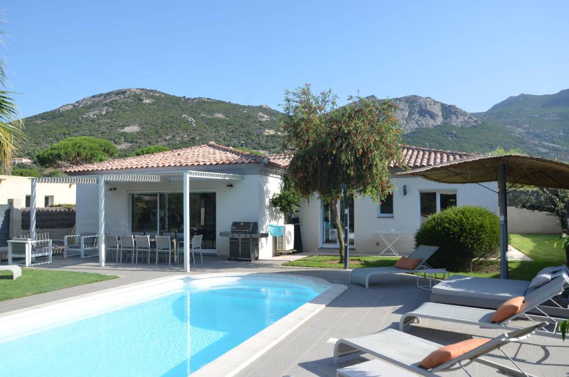 140 M² House ∙ 3 Bedrooms ∙ 6 Guests - Calvi