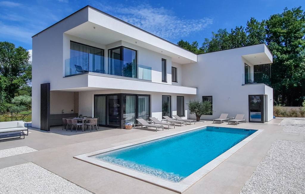 310 M² Villa ∙ 3 Chambres ∙ 6 Personnes - Poreč