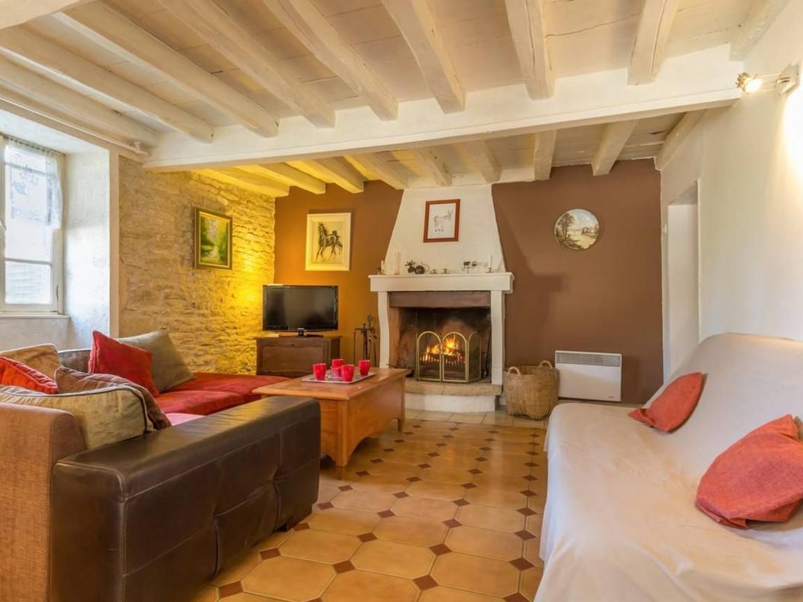 140 M² Cottage ∙ 3 Chambres ∙ 8 Personnes - Semur-en-Auxois