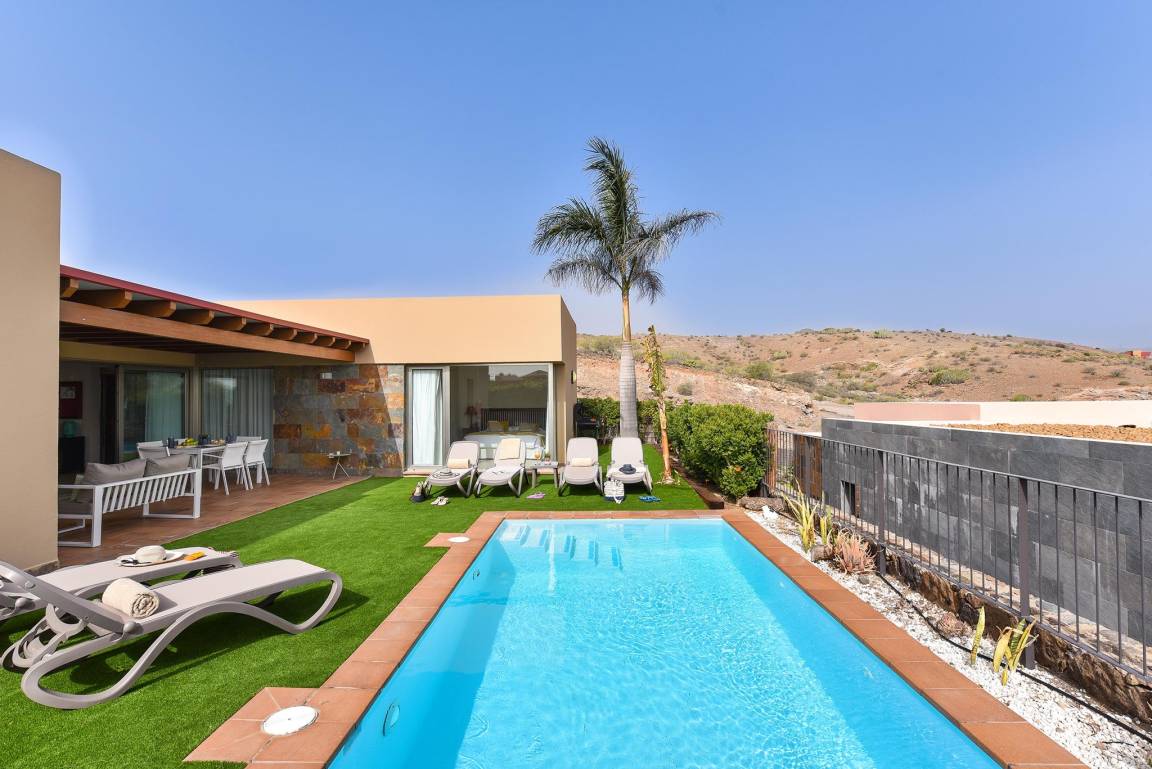 120 M² Villa ∙ 3 Slaapkamers ∙ 6 Gasten - Maspalomas