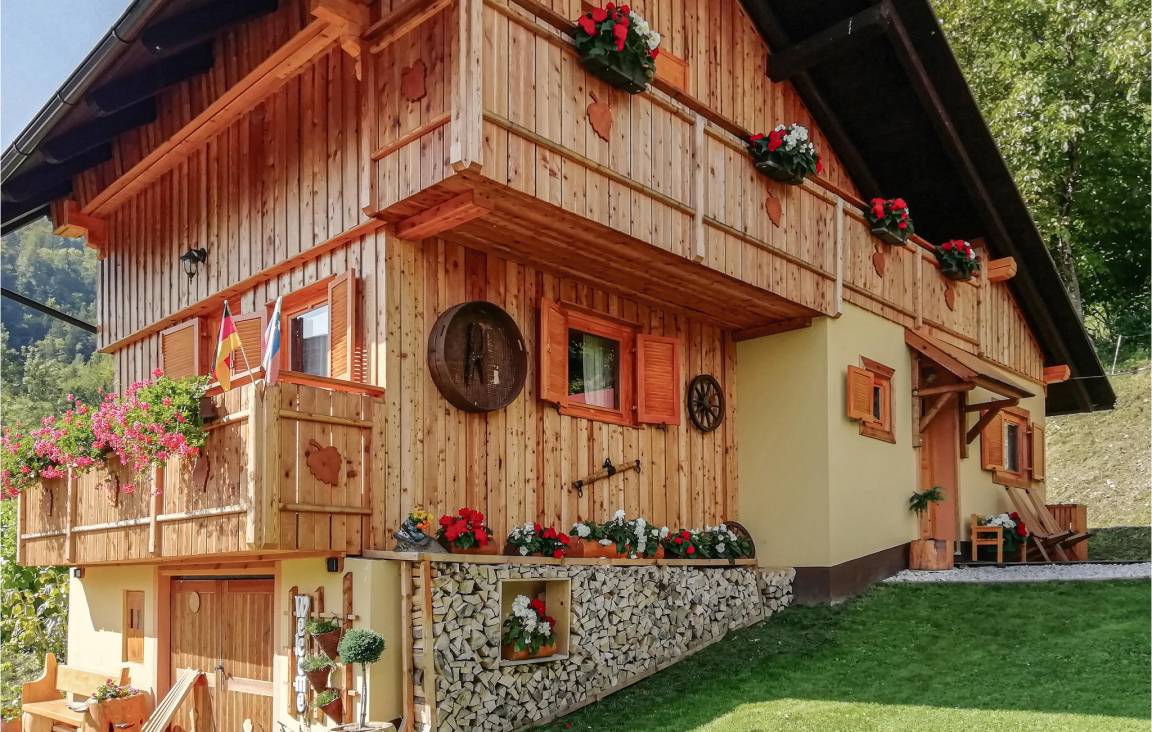 67 M² House ∙ 2 Bedrooms ∙ 6 Guests - Luce, Slovenia