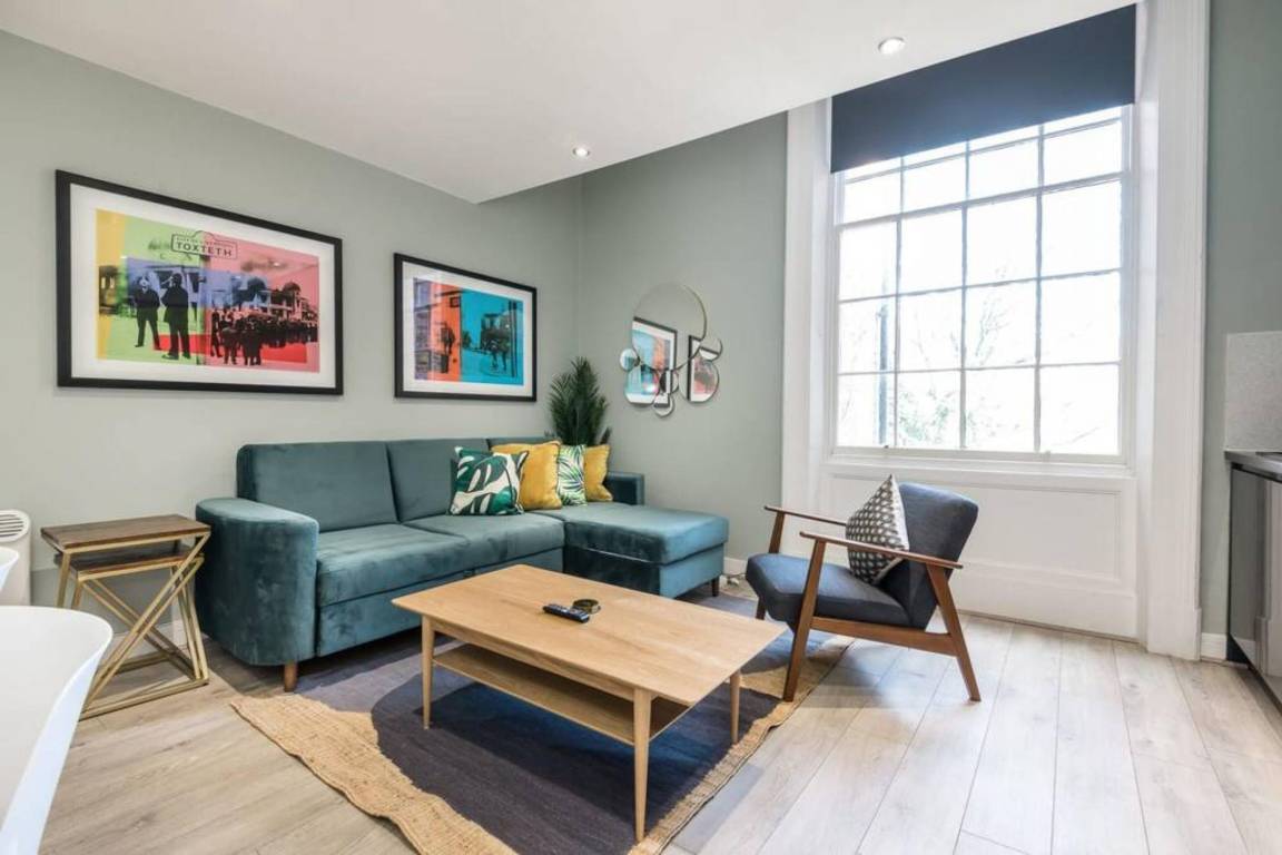 Apartment ∙ 2 Bedrooms ∙ 8 Guests - Liverpool Hope University
