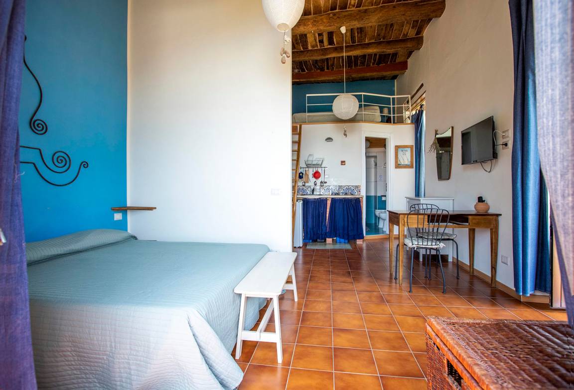 25 M² Hotel ∙ 4 Guests - Pisciotta