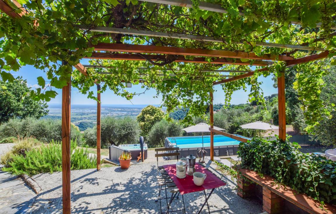 157 M² Ferienhaus ∙ 3 Schlafzimmer ∙ 8 Gäste - Camaiore
