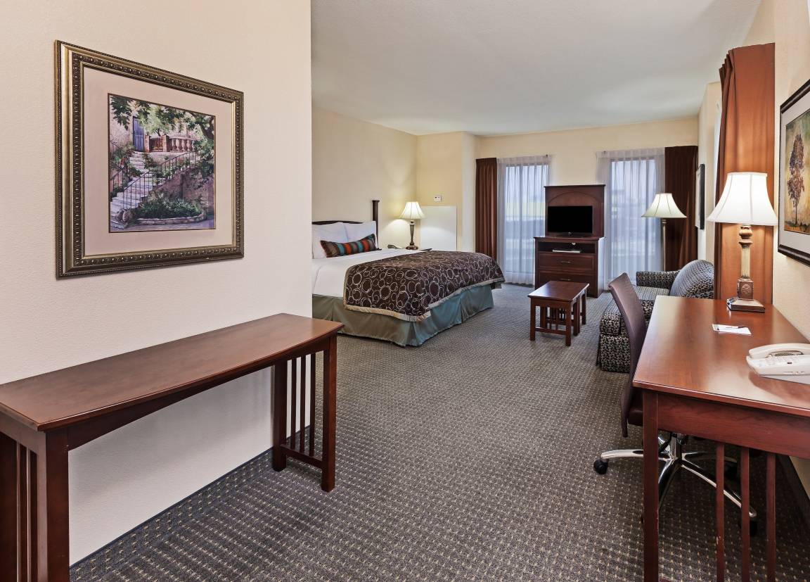 Studio Flat ∙ 1 Bedroom ∙ 3 Guests - Denver Heights - San Antonio