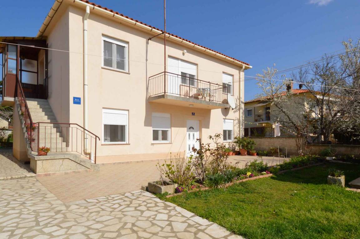 70 M² Ferienwohnung ∙ 3 Schlafzimmer ∙ 4 Gäste - Ližnjan