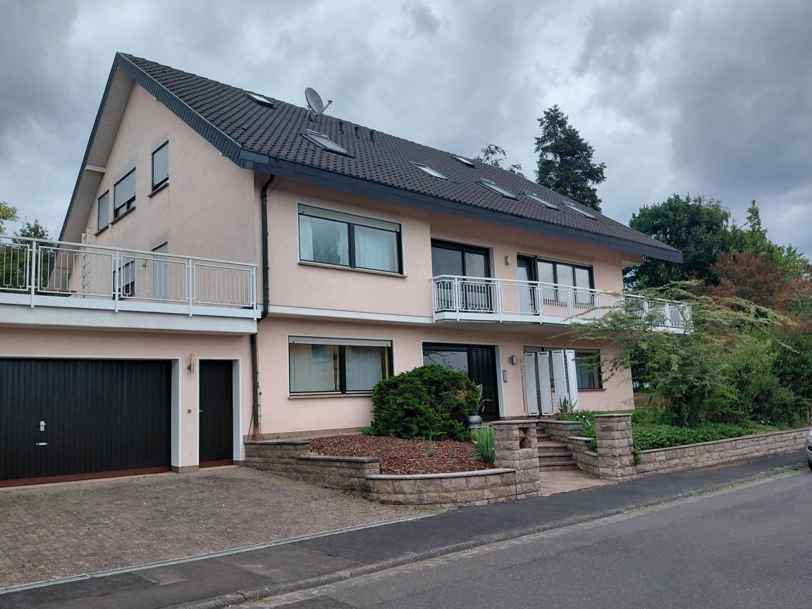 Ferienwohnung ∙ 2 Schlafzimmer ∙ 4 Gäste - Marktheidenfeld