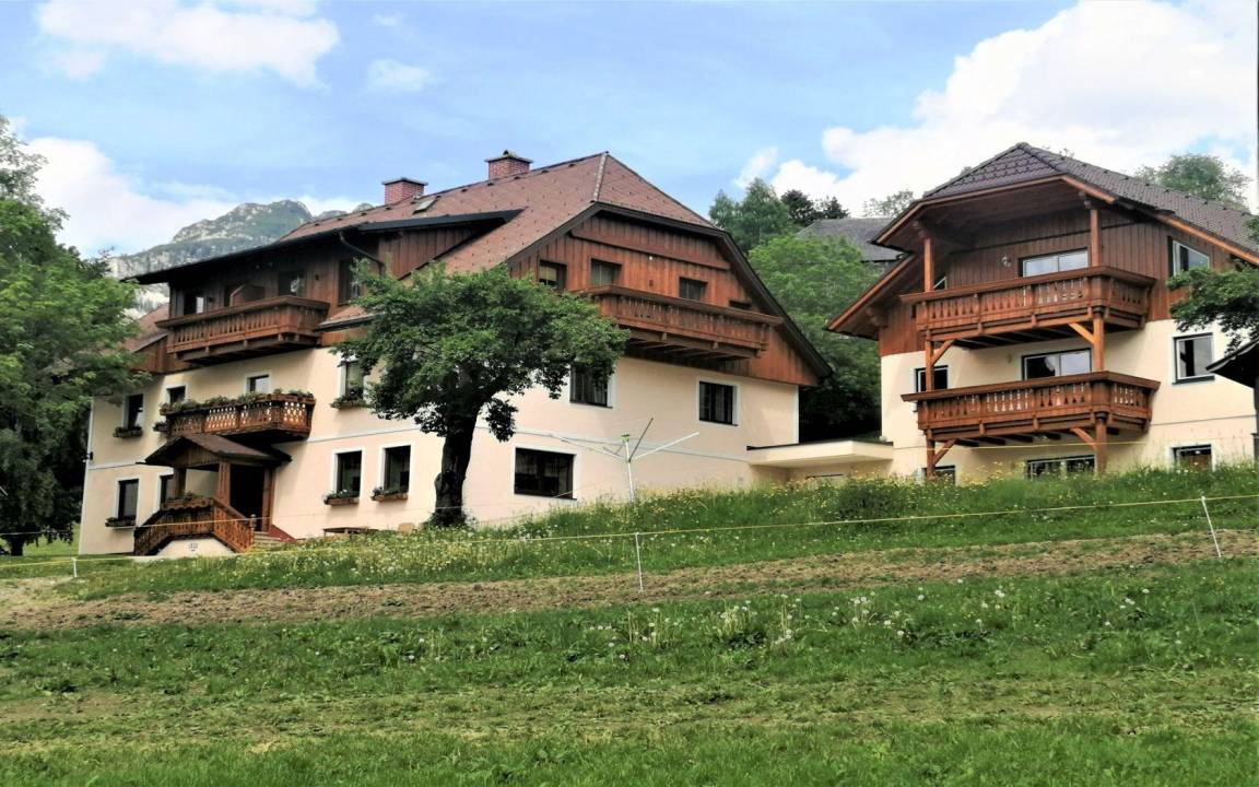 60 M² Ferienwohnung ∙ 2 Schlafzimmer ∙ 4 Gäste - Tauplitz