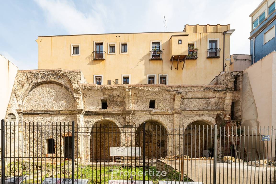 124 M² Apartment ∙ 3 Bedrooms ∙ 5 Guests - Cagliari