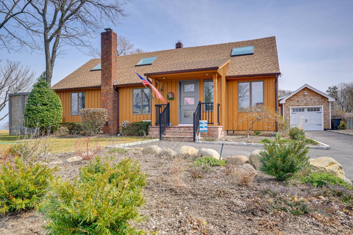 209 M² House ∙ 3 Bedrooms ∙ 6 Guests - Friendship Drive, NY