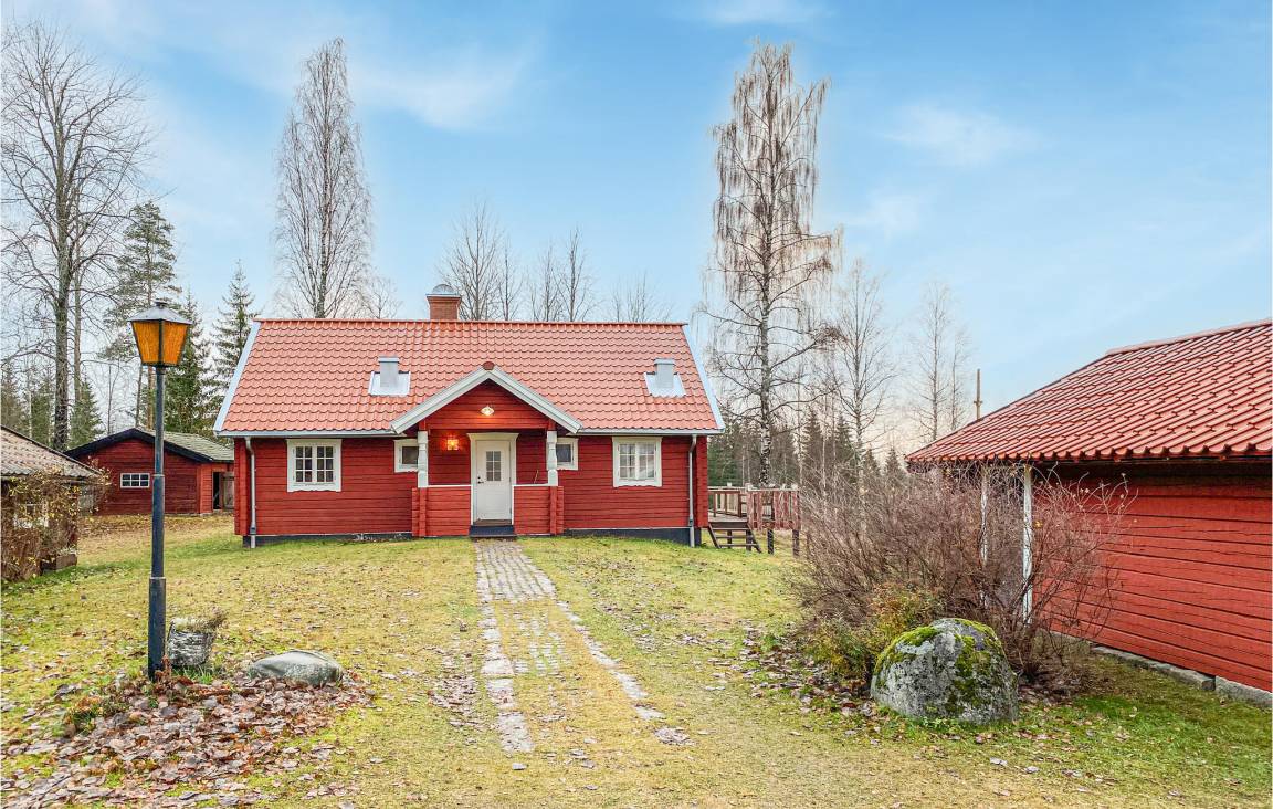 250 M² Hus ∙ 5 Sovrum ∙ 10 Gäster - Kopparberg