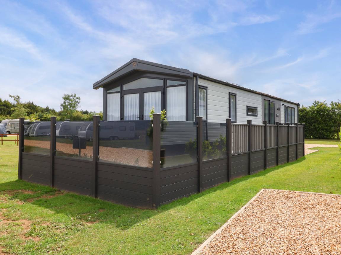 Cottage ∙ 2 Bedrooms ∙ 4 Guests - Chipping Norton