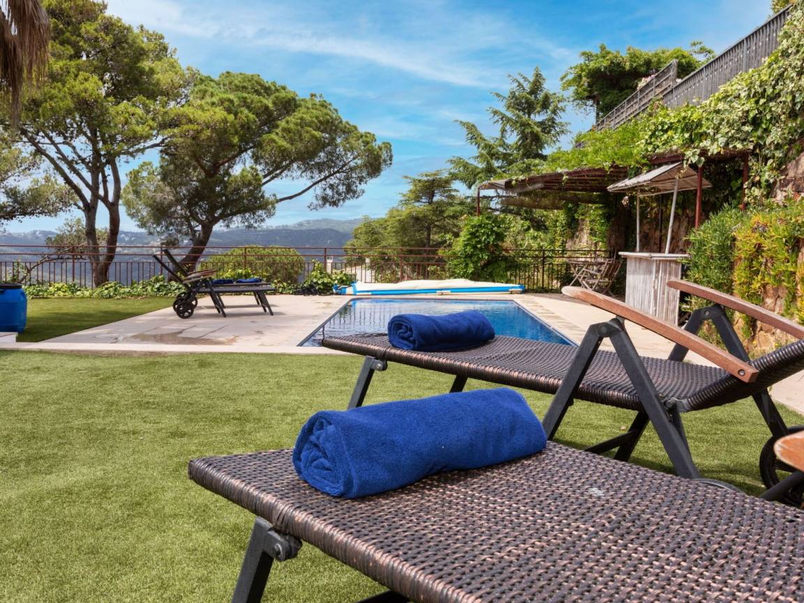 100 M² House ∙ 3 Bedrooms ∙ 6 Guests - Lloret de Mar