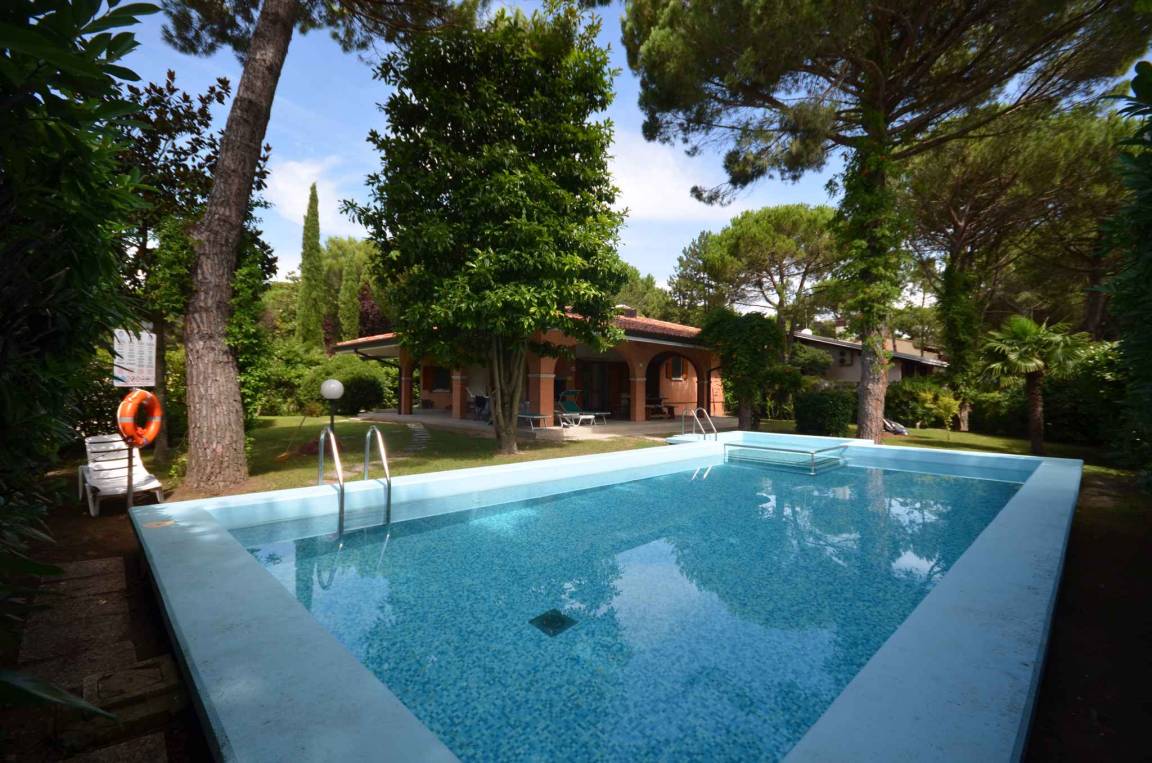 85 M² Villa ∙ 4 Slaapkamers ∙ 9 Gasten - Bibione