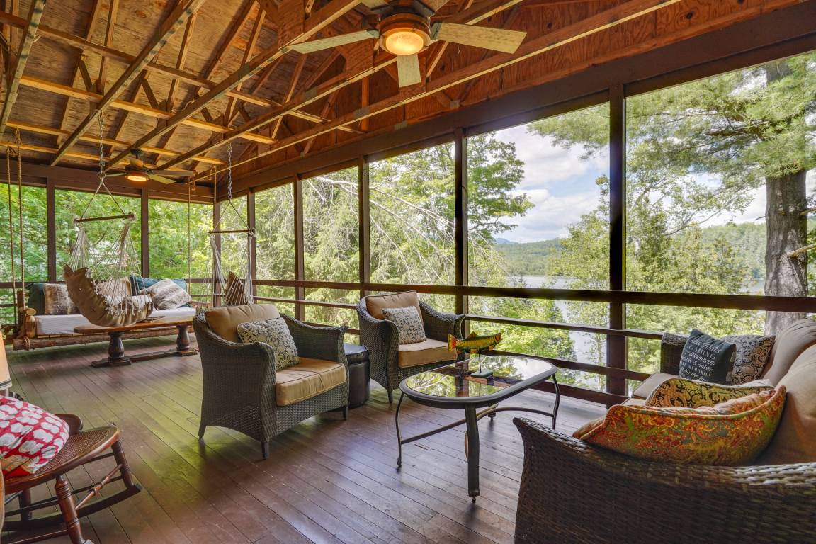 185 M² House ∙ 4 Bedrooms ∙ 10 Guests - Schroon Lake, NY