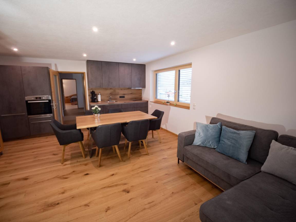 73 M² Appartement ∙ 1 Slaapkamer ∙ 2 Gasten - Bludenz