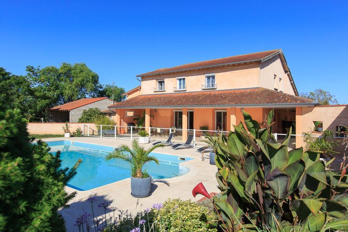 150 M² Gîte ∙ 4 Chambres ∙ 10 Personnes - Rabastens