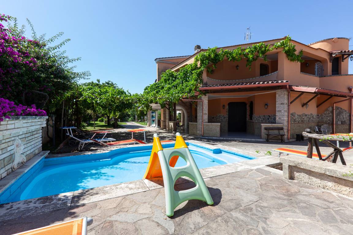1200 M² Villa ∙ 5 Schlafzimmer ∙ 13 Gäste - Salento, Italien