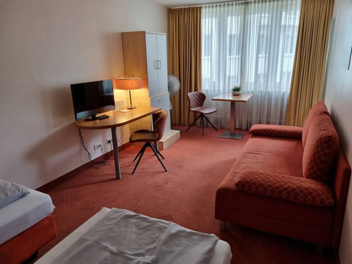 28 M² Apartment ∙ 2 Guests - Munich