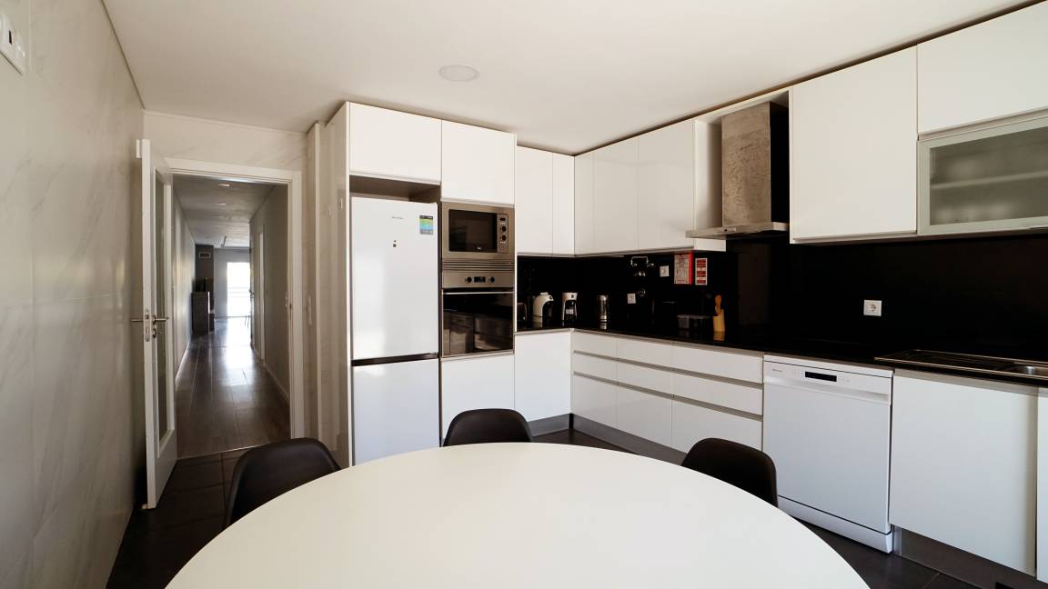 166 M² Huis ∙ 4 Slaapkamers ∙ 7 Gasten - Amora