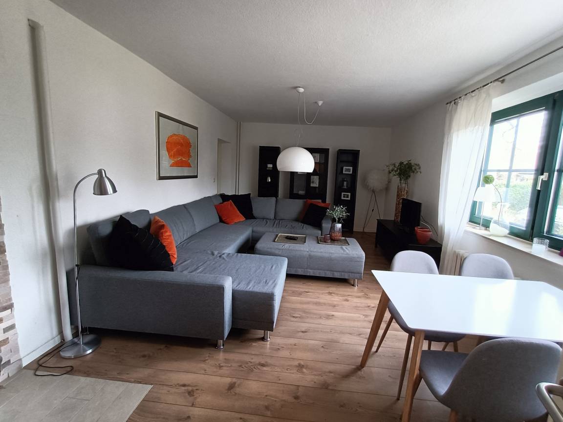 81 M² Ferienwohnung ∙ 2 Schlafzimmer ∙ 6 Gäste - Jabel