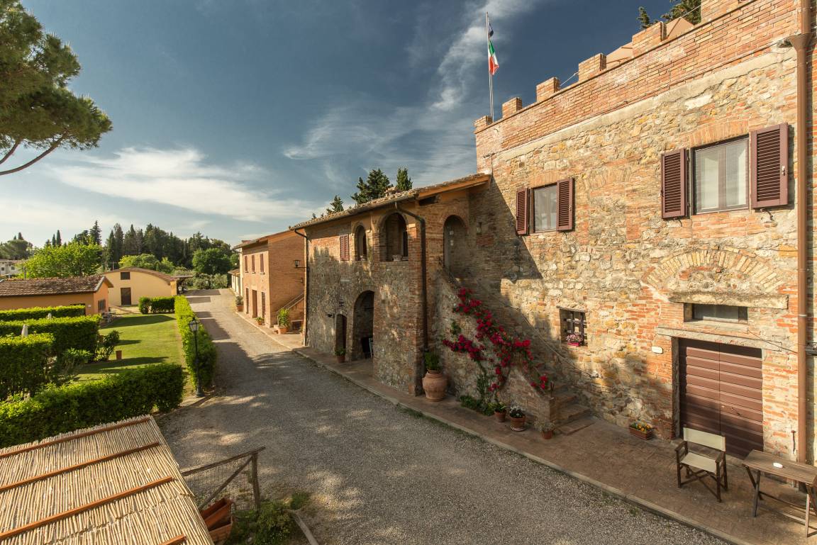 98 M² Farmhouse ∙ 2 Bedrooms ∙ 5 Guests - San Gimignano