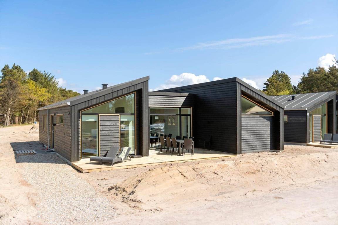 130 M² Ferienhaus ∙ 4 Schlafzimmer ∙ 8 Gäste - Blåvand