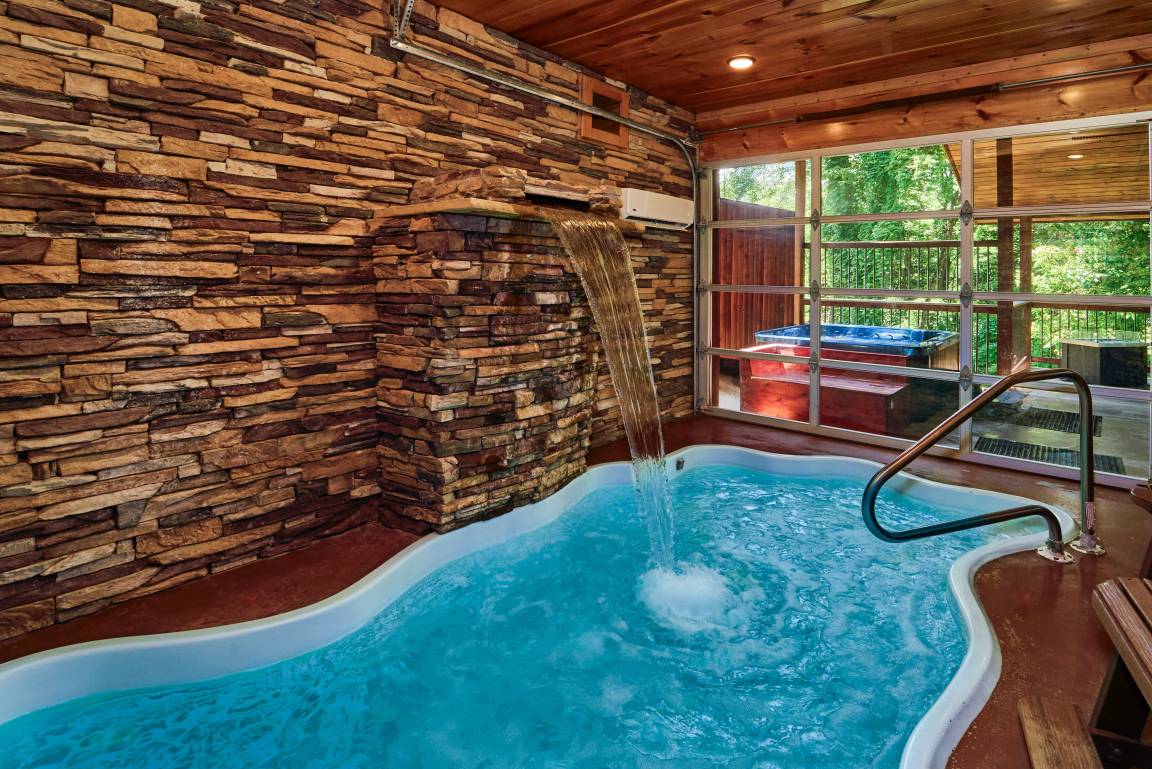 204 M² House ∙ 2 Bedrooms ∙ 8 Guests - Gatlinburg, TN