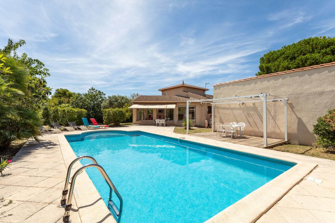 140 M² Maison De Vacances ∙ 4 Chambres ∙ 8 Personnes - Plage du Grau d'Agde