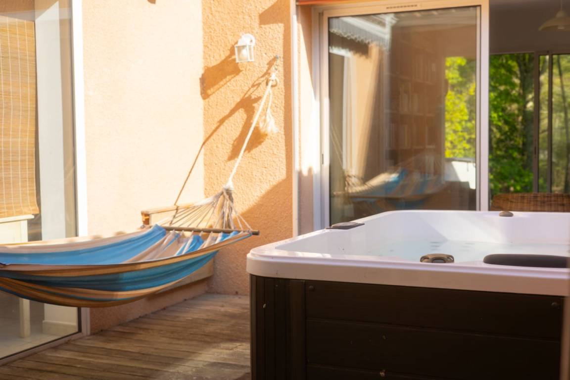 160 M² House ∙ 4 Bedrooms ∙ 8 Guests - Biarritz