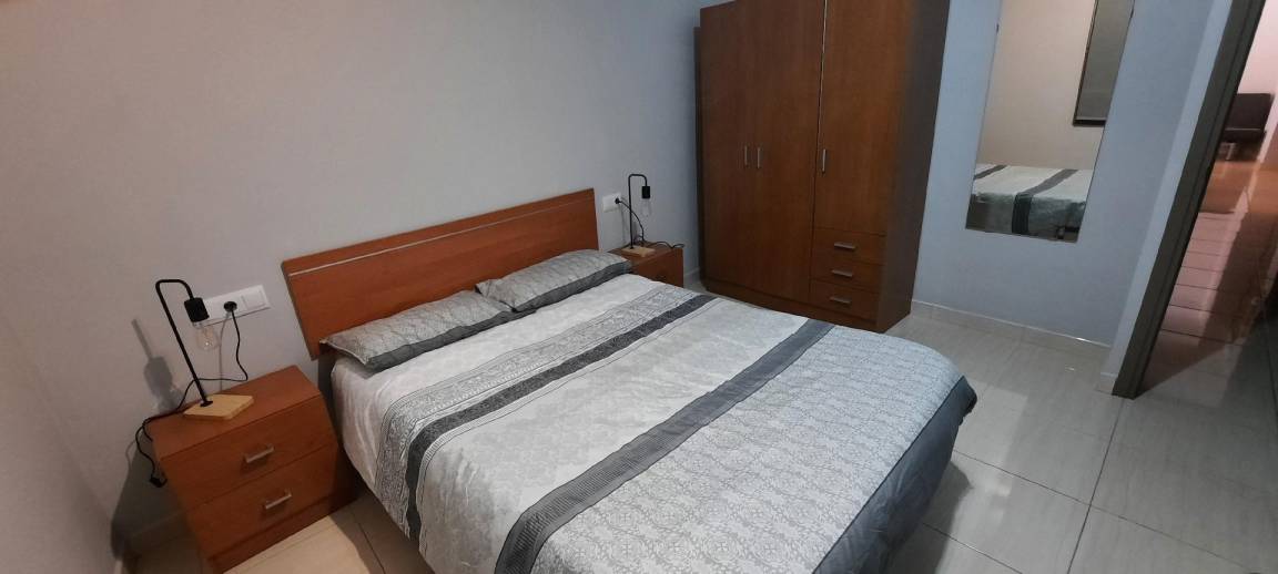 65 M² Apartamento ∙ 3 Quartos ∙ 5 Hóspedes - Balaguer