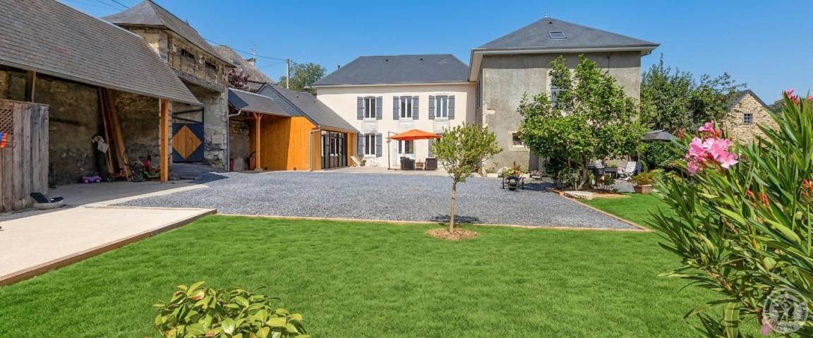 150 M² Gîte ∙ 3 Habitaciones ∙ 6 Huéspedes - Lourdes
